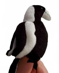 Magpie Finger Puppet - S&N – The Canterbury Playcentre Shop